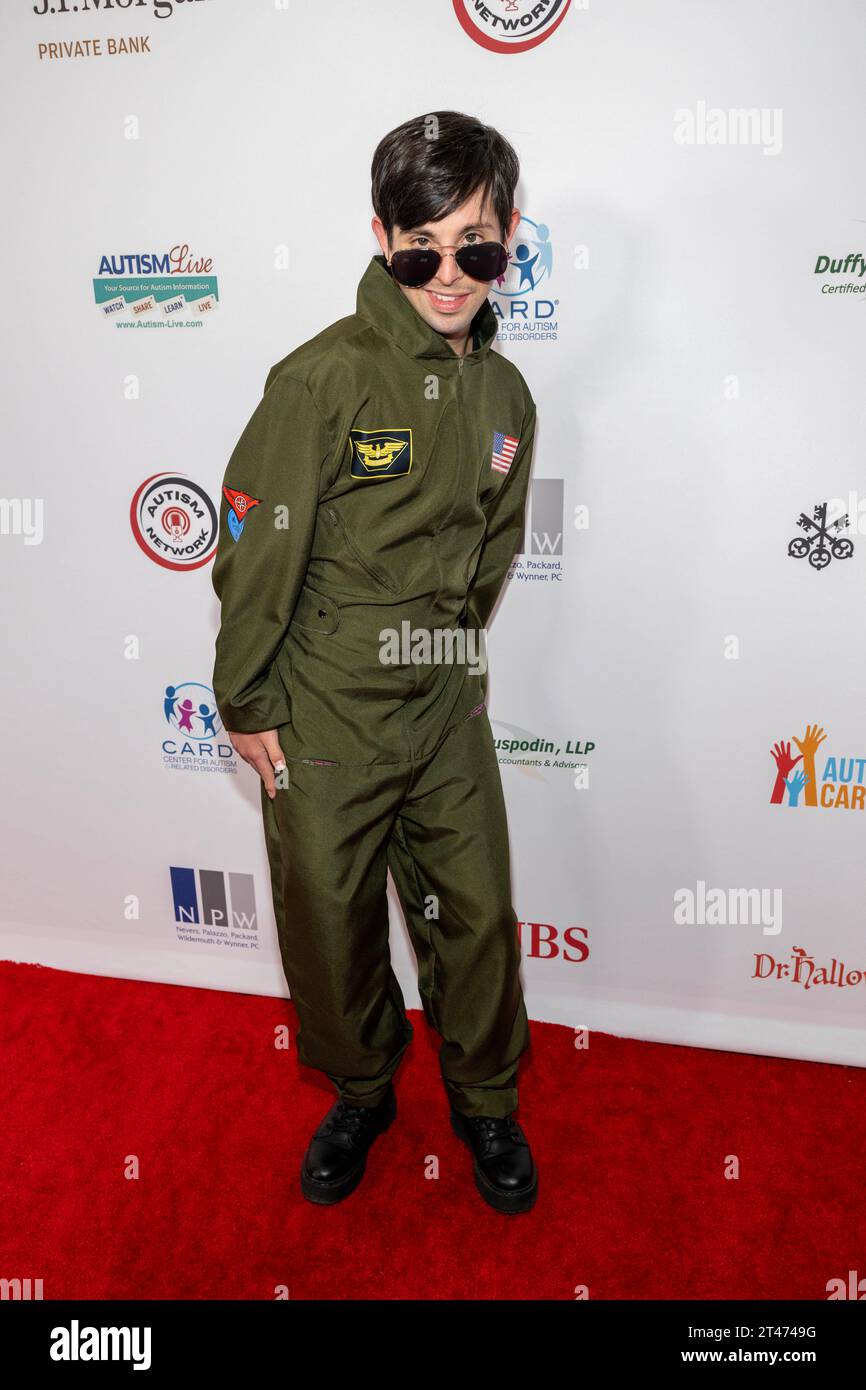 Los Angeles, USA. 28th Oct, 2023. Actor Matthew Von Der Ahe attends 2nd ...