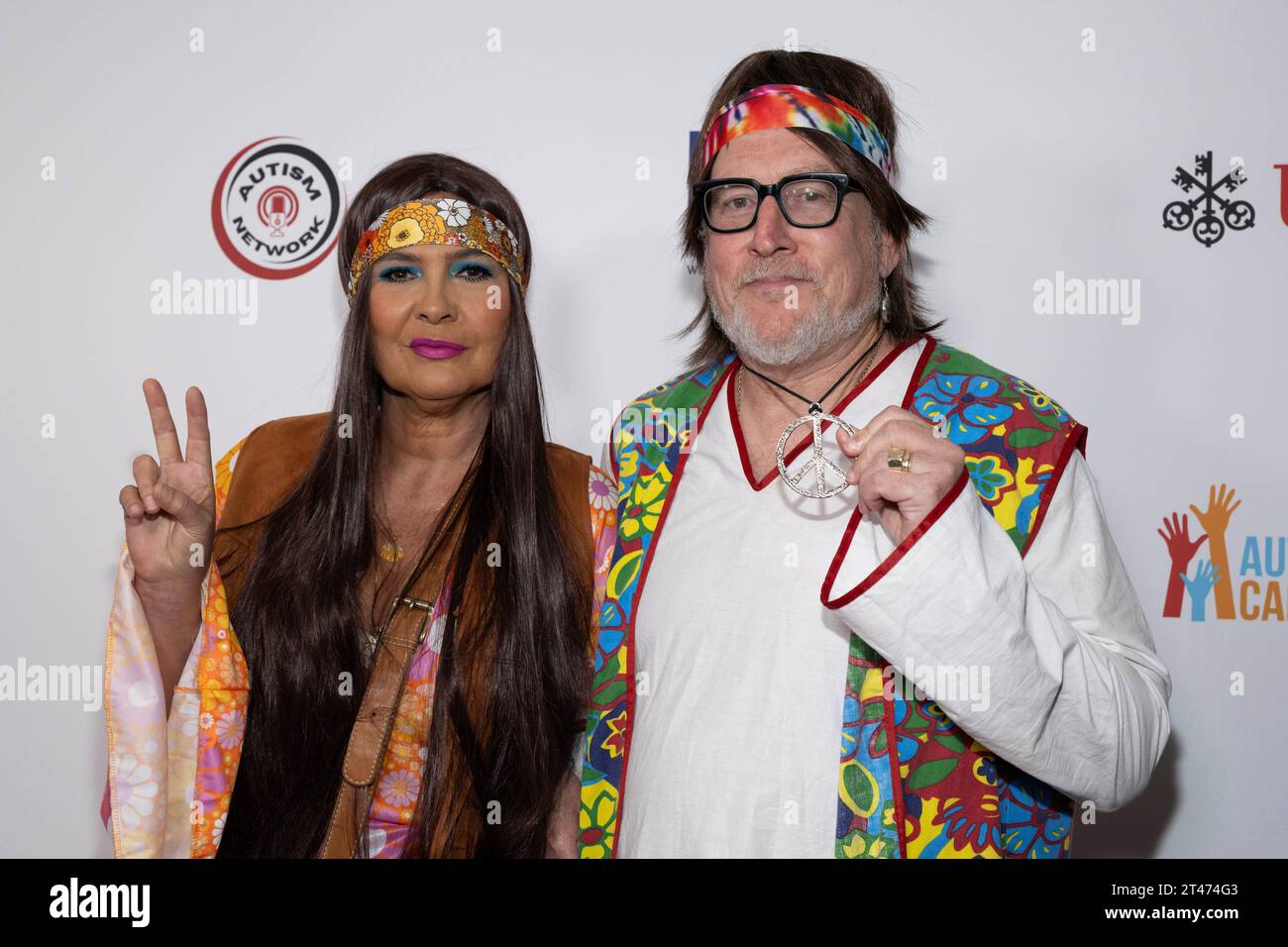 Los Angeles, USA. 28th Oct, 2023. Philanthropists Matt and Navah Asner ...