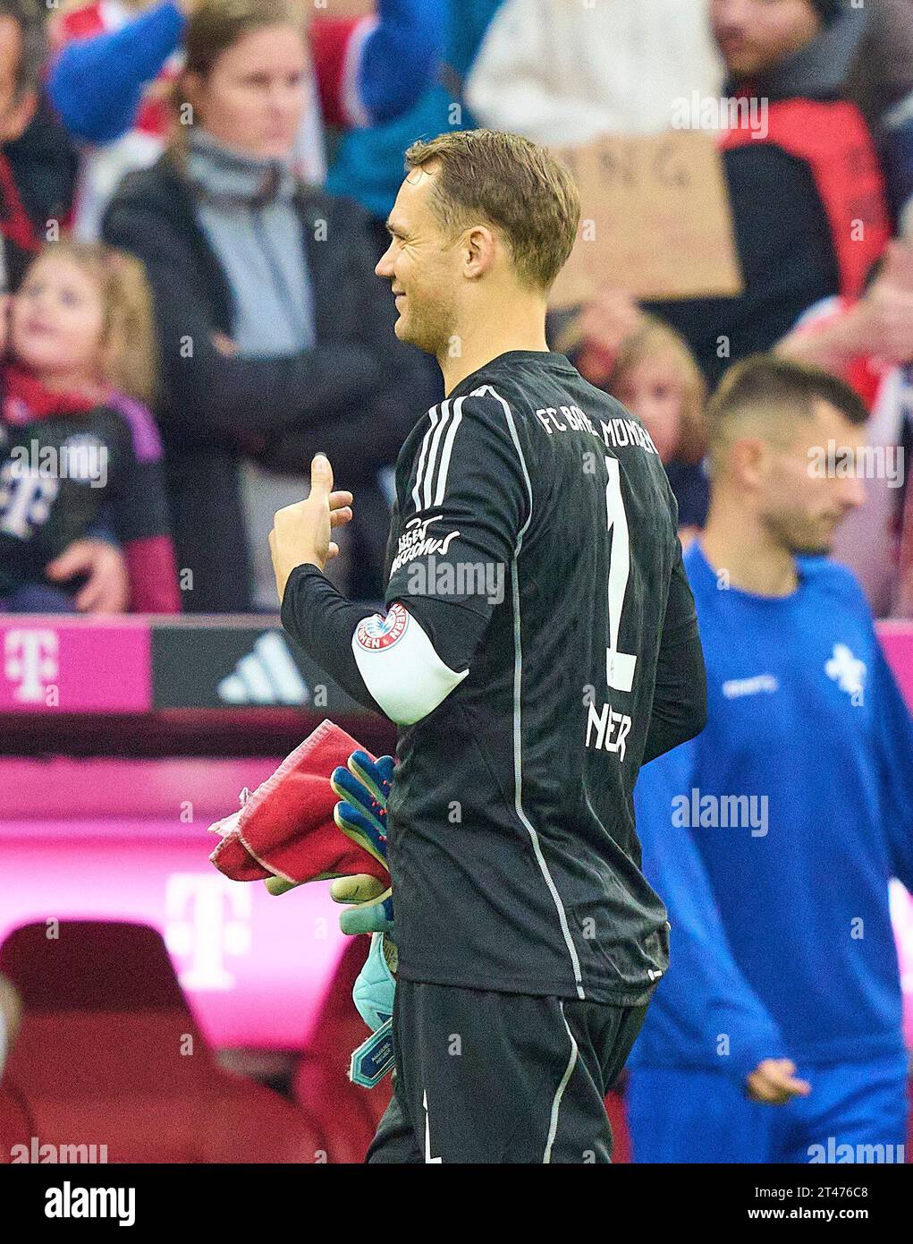 Manuel peter neuer fc bayern munchen hi-res stock photography and ...