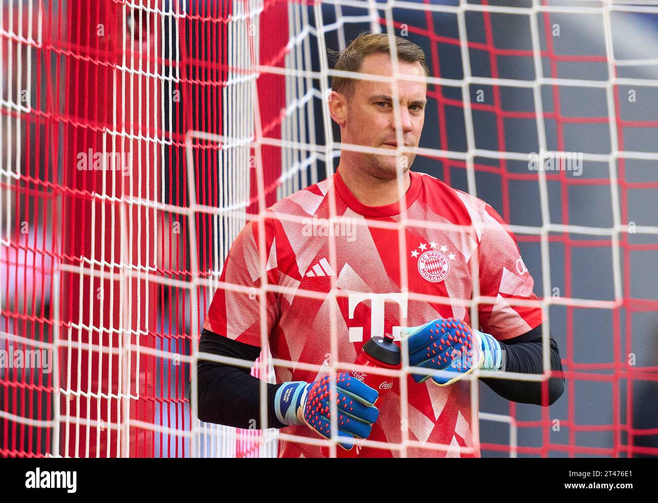 Manuel NEUER, goalkeeper FCB 1 in his first match after heavy ski ...