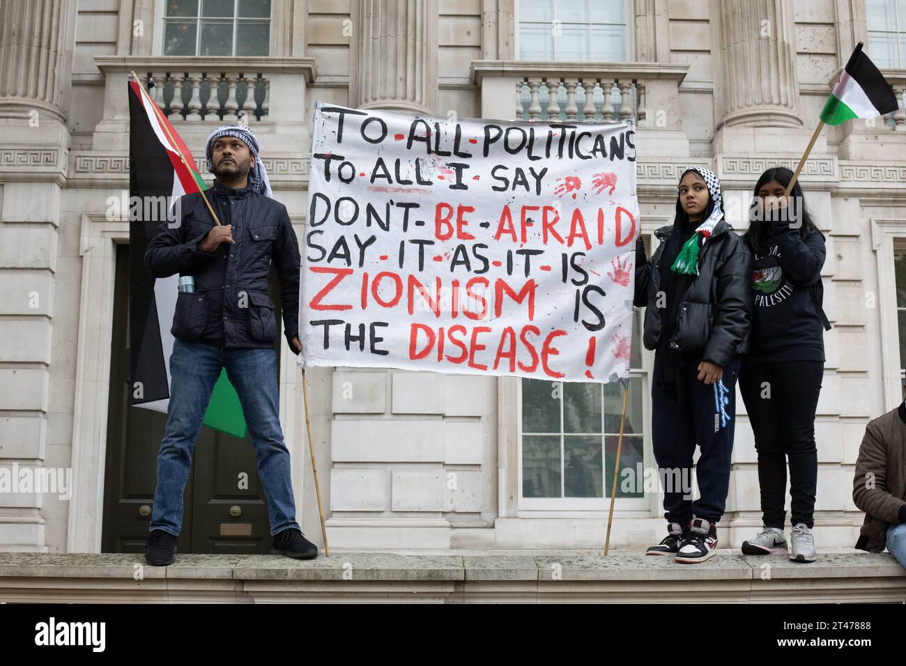 Gaza islamics protest hi-res stock photography and images - Alamy