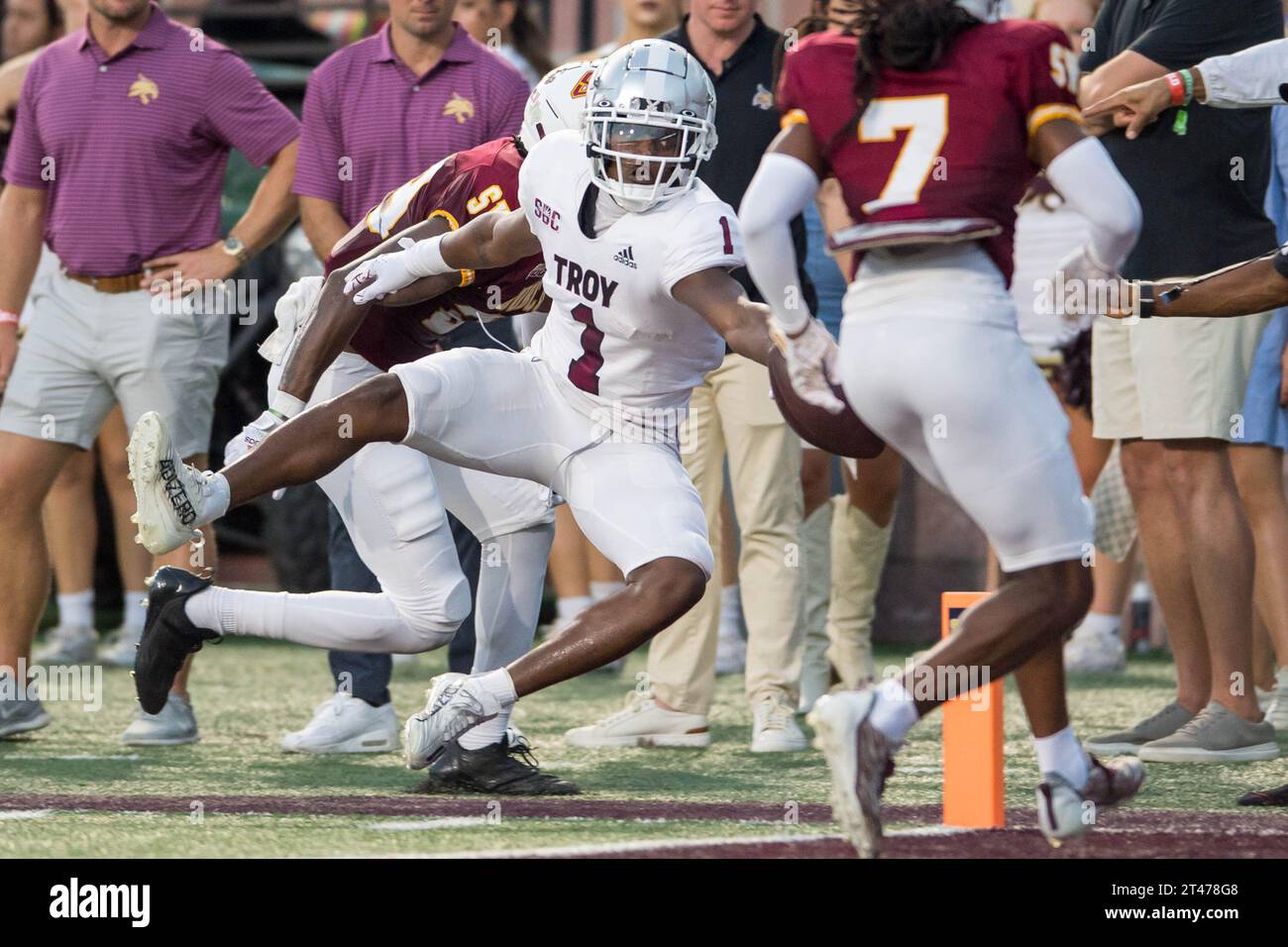 San Marcos, TX, USA. 28th Oct, 2023. Troy Trojans wide receiver Jabre ...