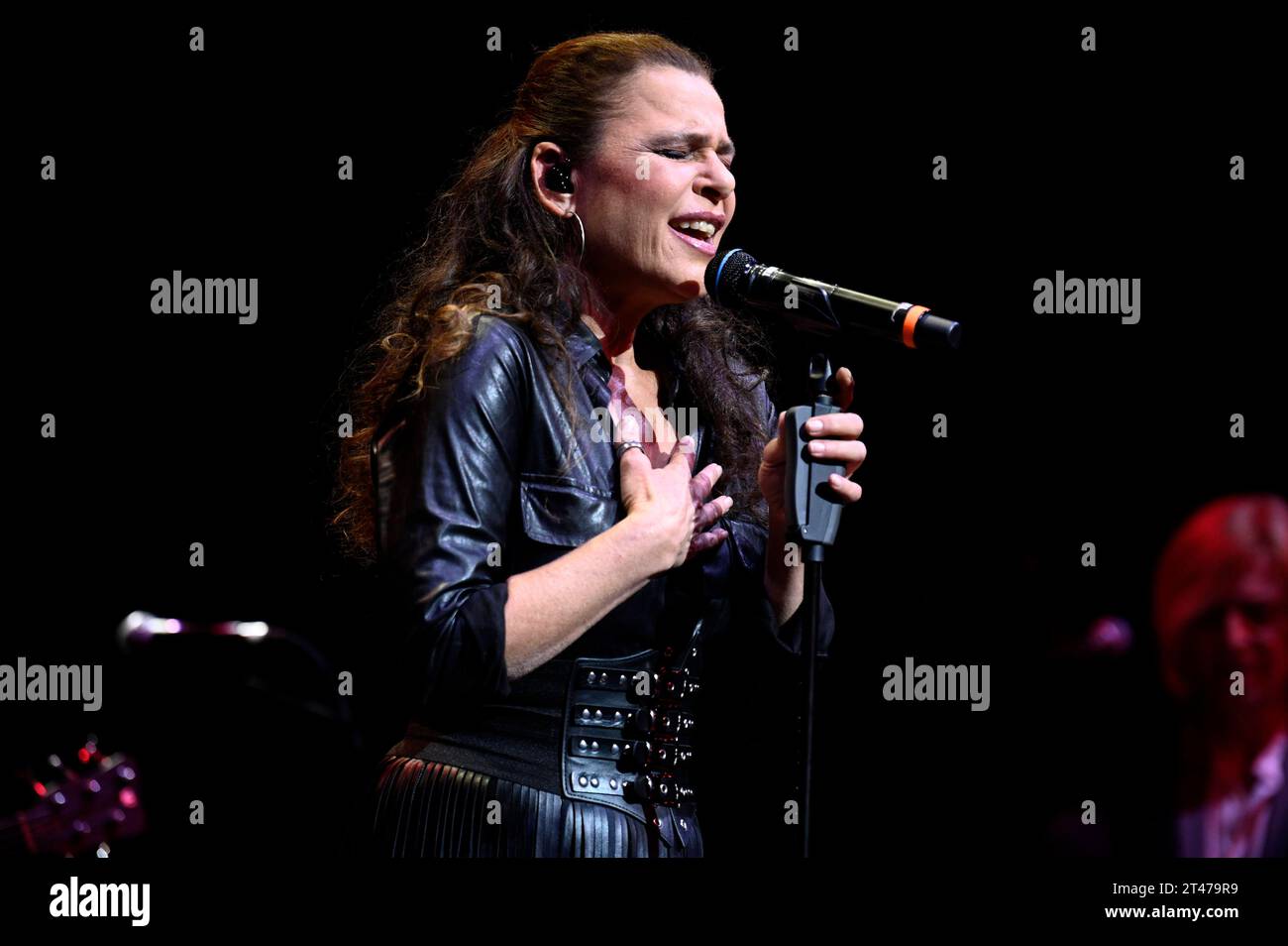 Julia Neigel und Silly bei der 15. Hope Gala 2023 im Schauspielhaus ...