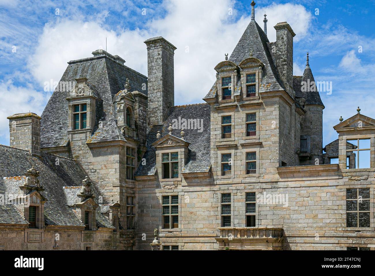 Kerjean castle france hi-res stock photography and images - Alamy
