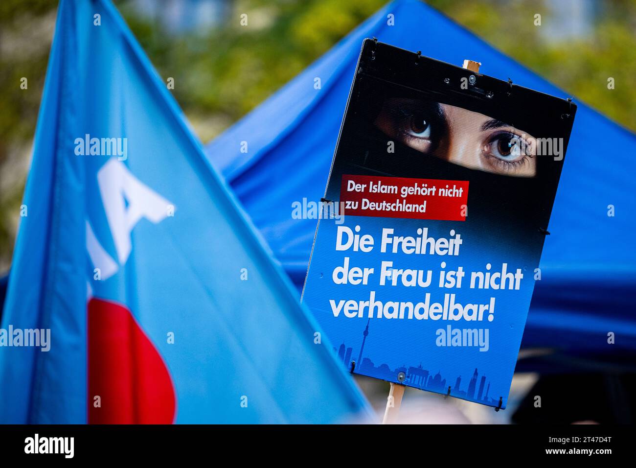 Freiheit slogan hi-res stock photography and images - Alamy