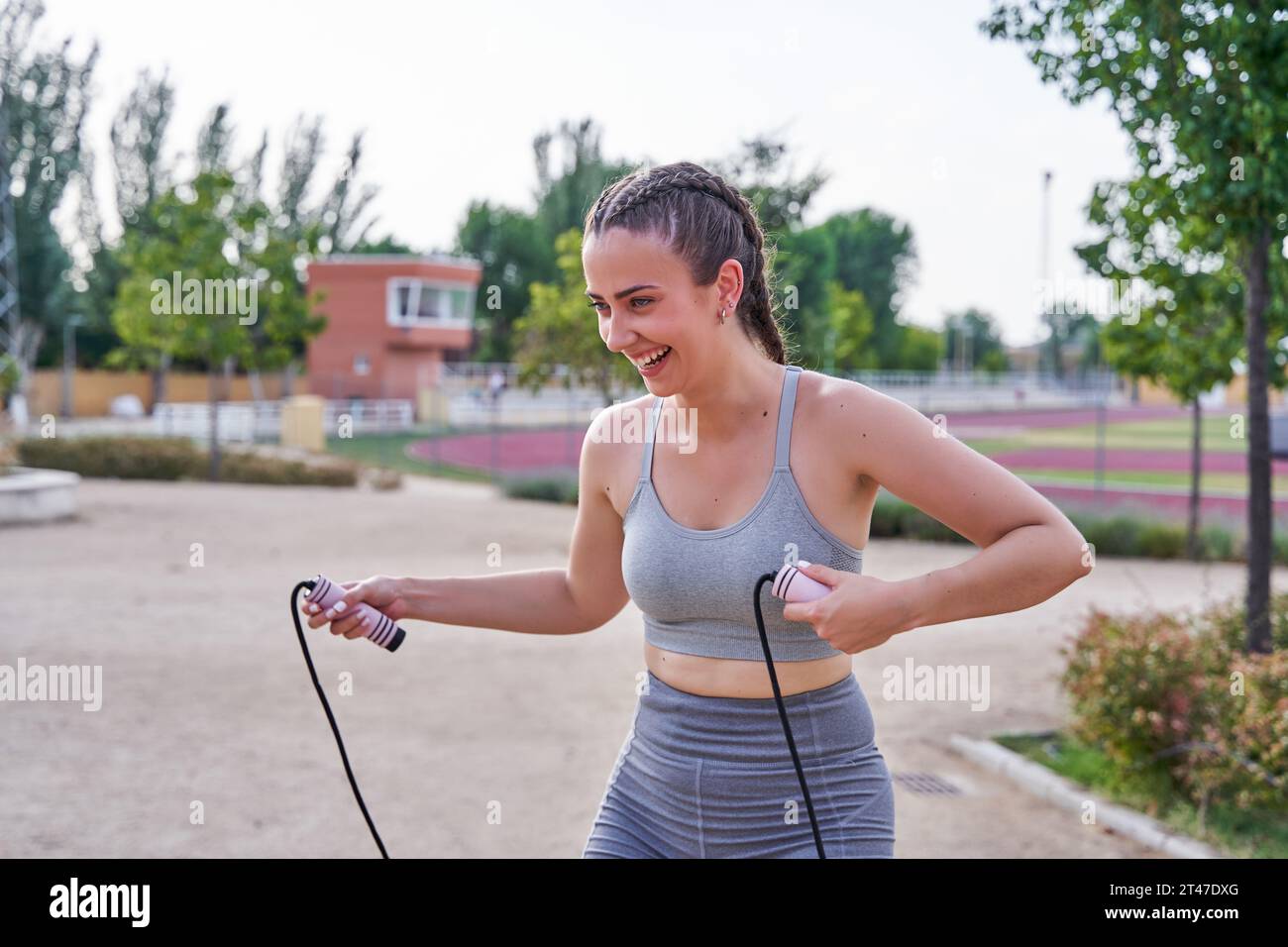 Portrait fit caucasian woman jump hi-res stock photography and images ...