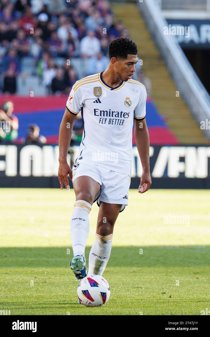 Barcelona, Spain. 28th Oct, 2023. Bellingham in action during the ...