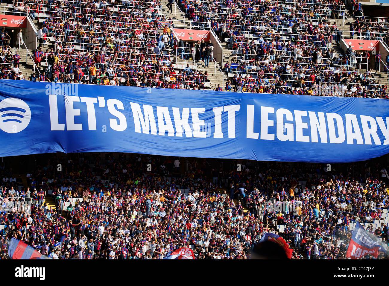 Real madrid crowd banner hi-res stock photography and images - Alamy