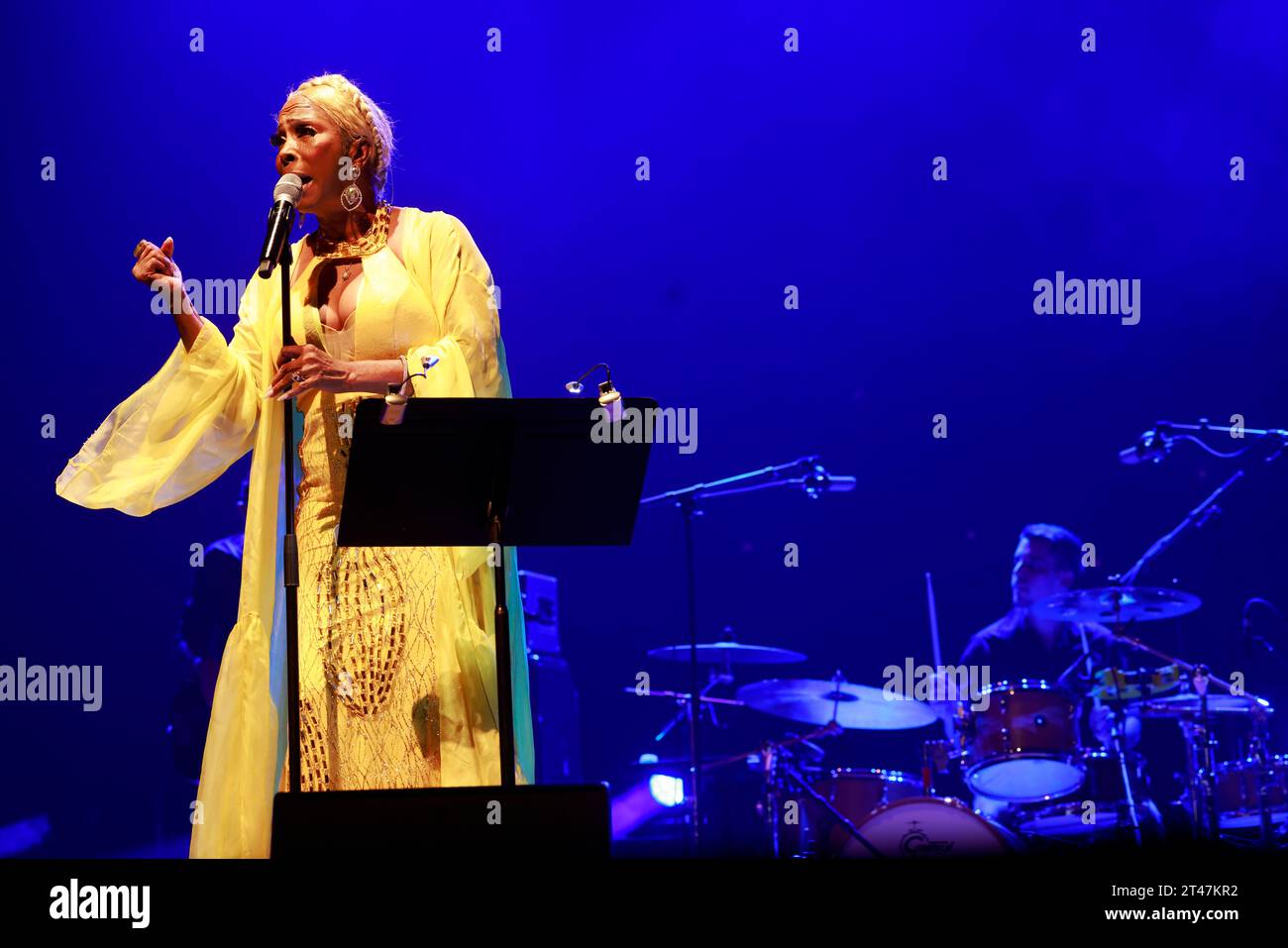 American singer Toni Green. Daughter of a jazz singer and trumpeter ...