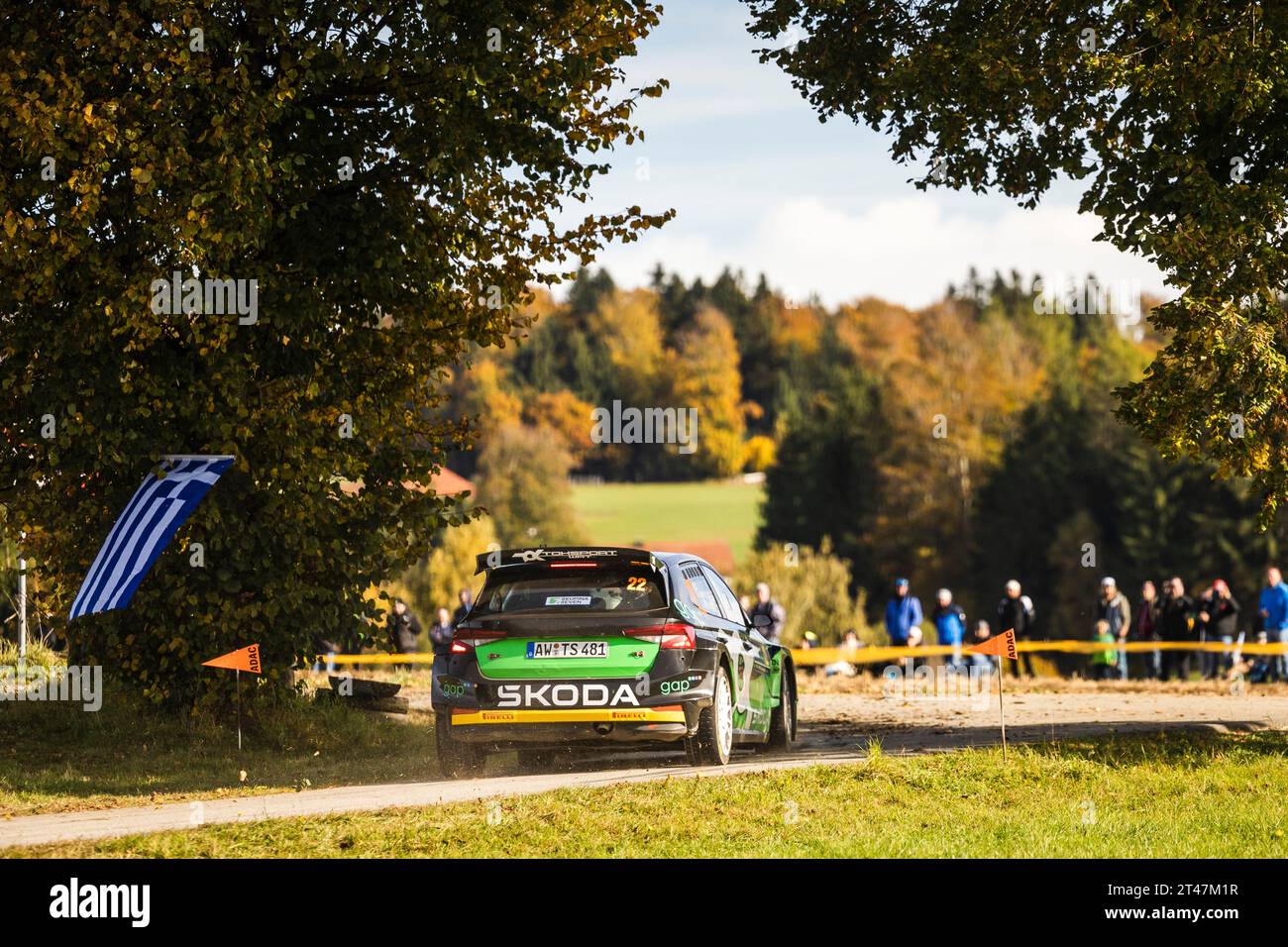 Passau, Allemagne. 29th Oct, 2023. 22 Gus GREENSMITH (GBR), Jonas ...