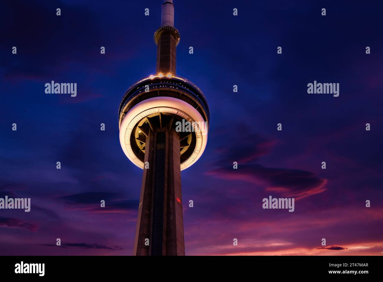 CN Tower at Night, Toronto, Canada Stock Photo - Alamy