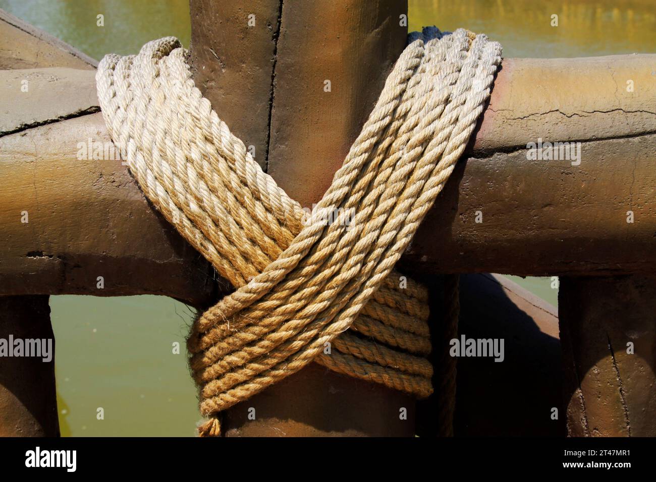 Wood bundling hi-res stock photography and images - Alamy