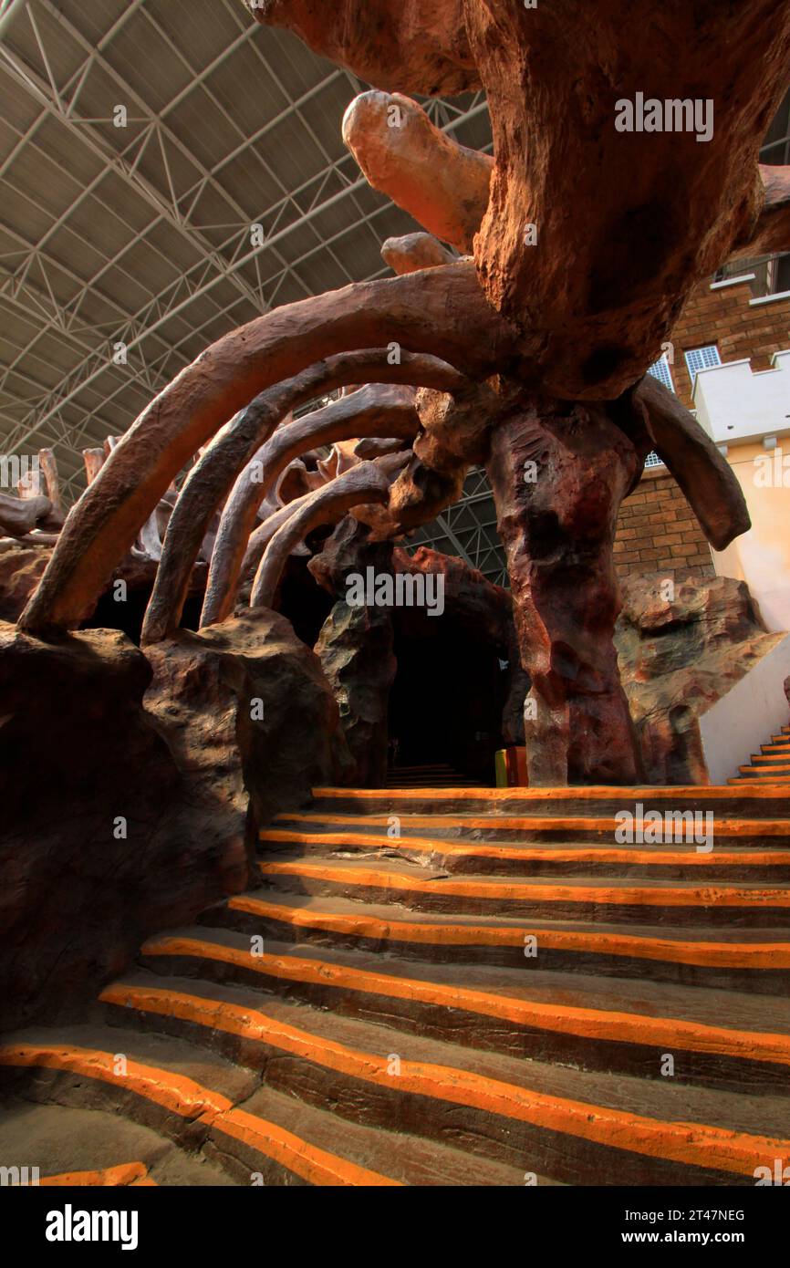 Truss shapes hi-res stock photography and images - Alamy