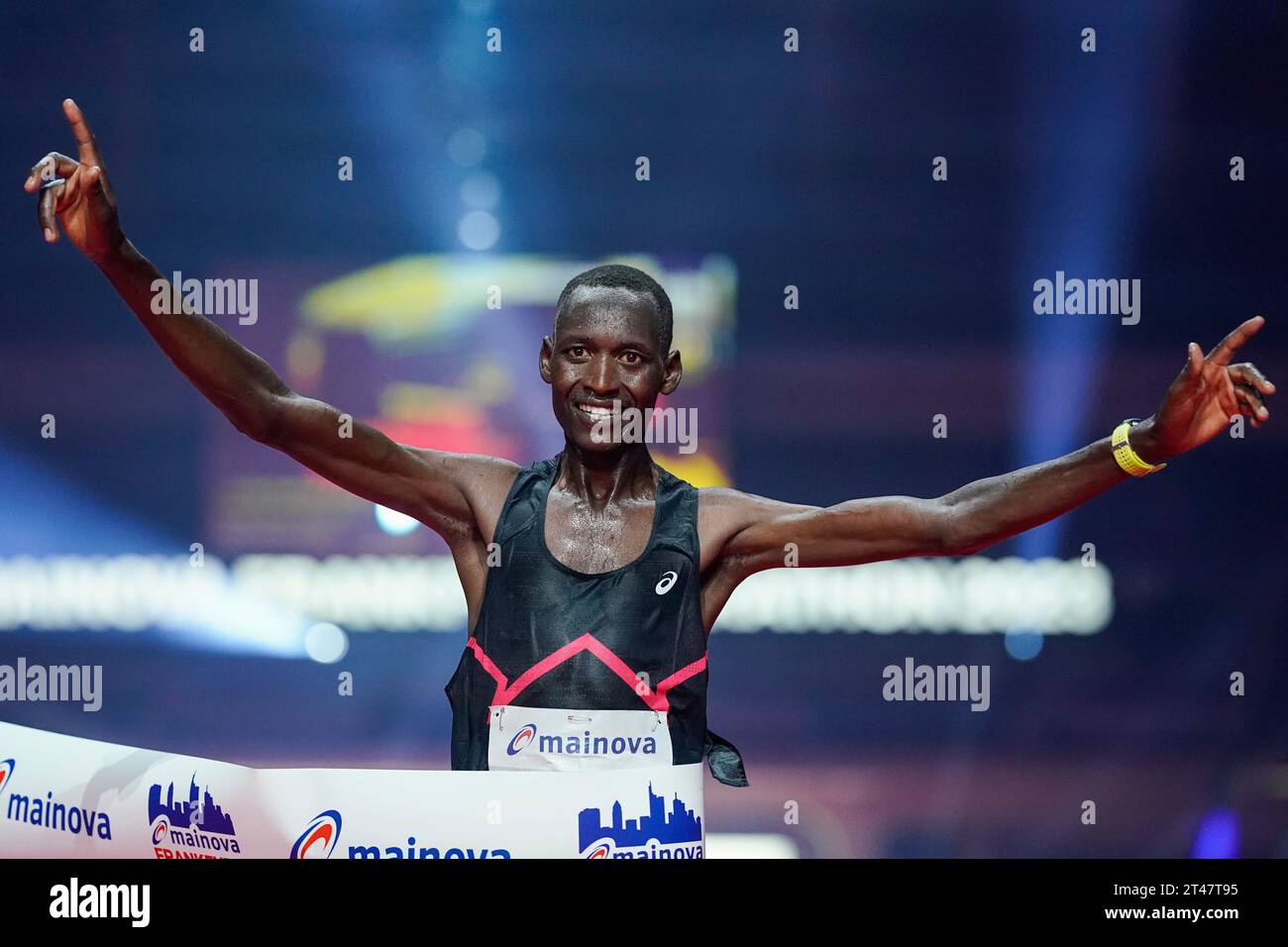 29 October 2023, Hesse, Frankfurt/Main: Athletics, Marathon, Men ...