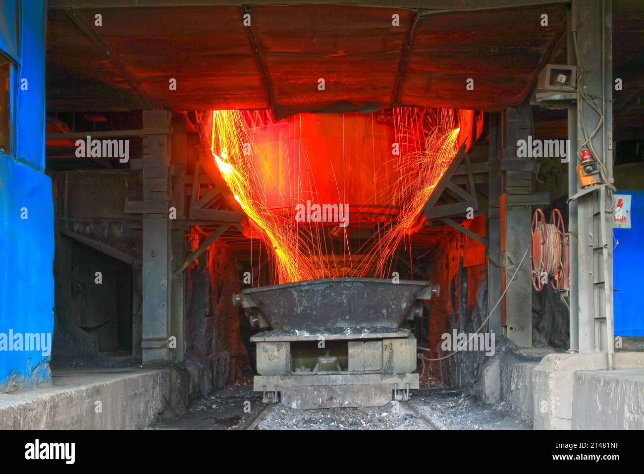 Slag converter hi-res stock photography and images - Alamy