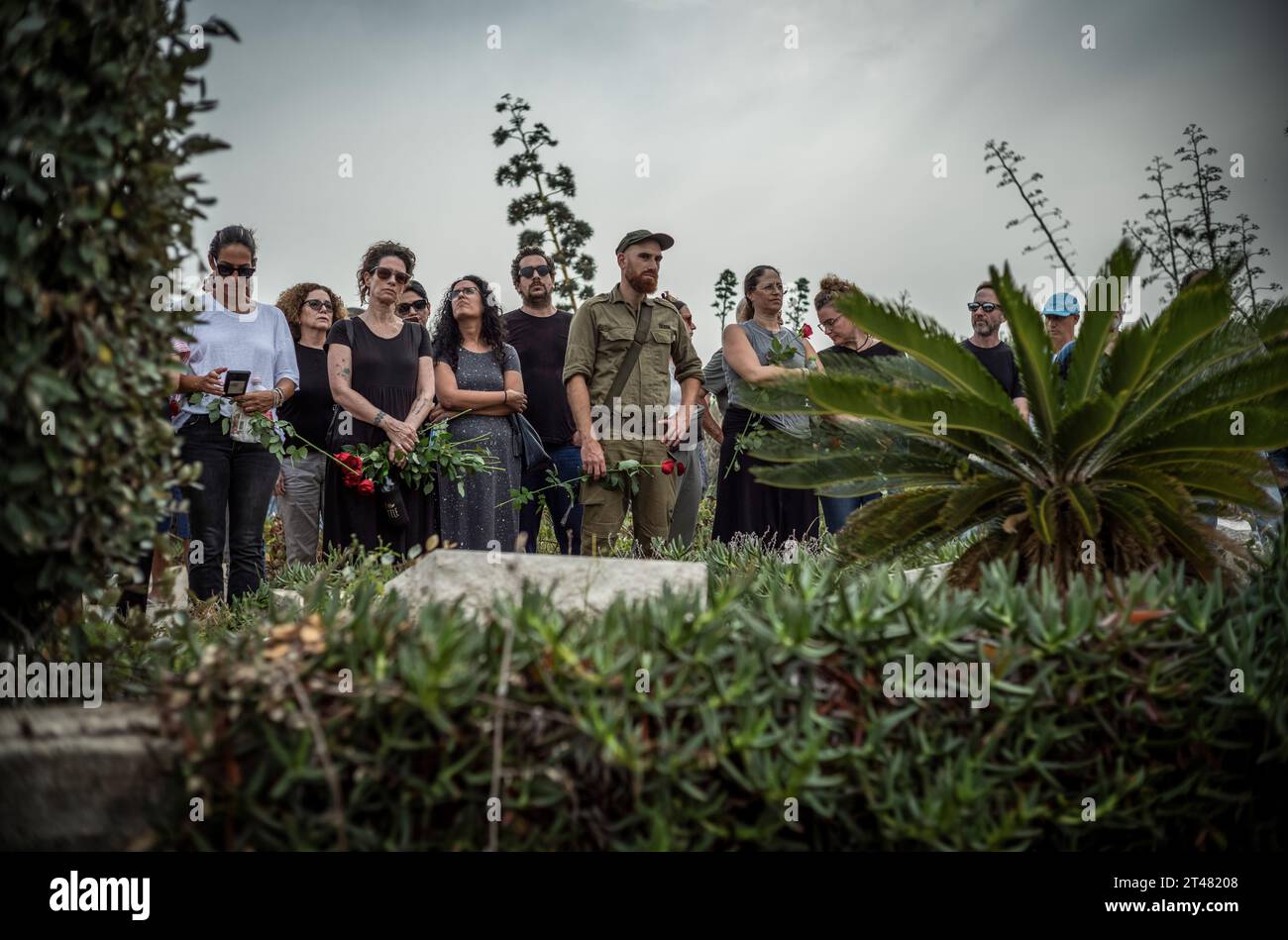 Palmachim, Israel. 29th Oct, 2023. Relatives and friends attend the ...