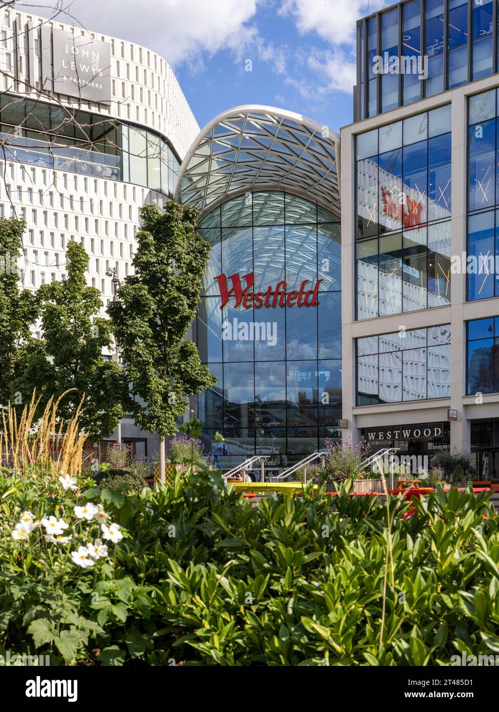 Westfield Shopping Centre, White City, Shepperd's Bush, London, England ...