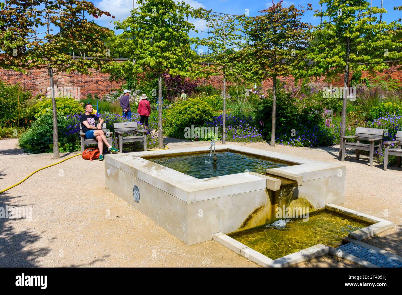 Fountain and water feature in the Paradise Garden at the RHS ...