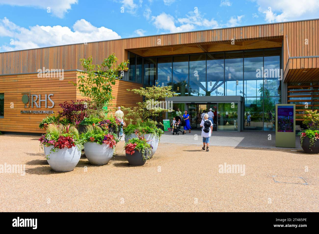 The main entrance to the gardens at the Welcome Building, RHS ...