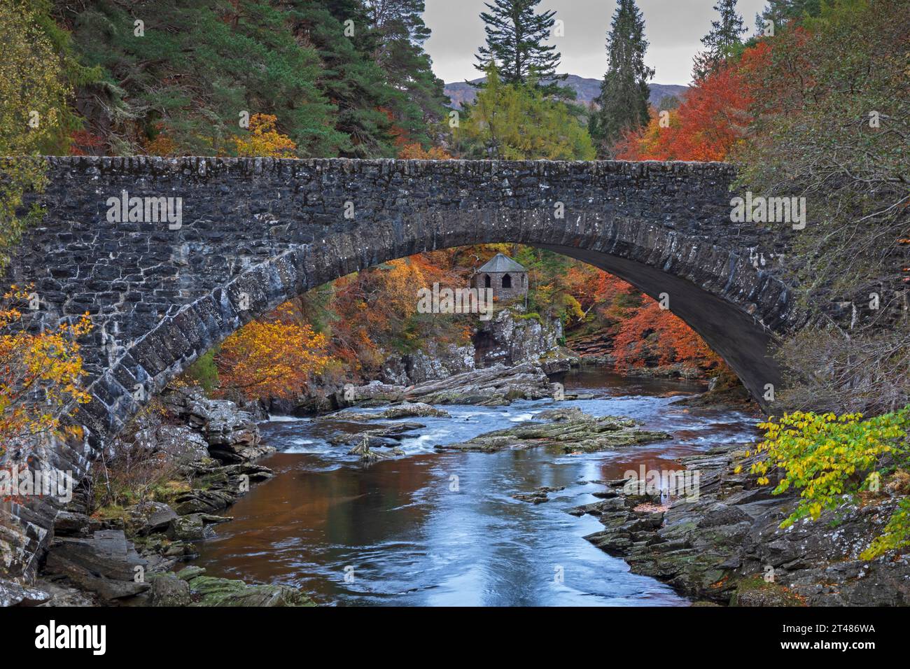 Invermoriston, Highlands, Scotland, UK. 29th October 2023. Dry, cloudy ...