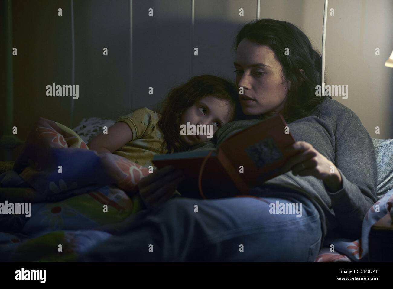 The Marsh King's Daughter Joey Carsonii & Daisy Ridley Stock Photo - Alamy