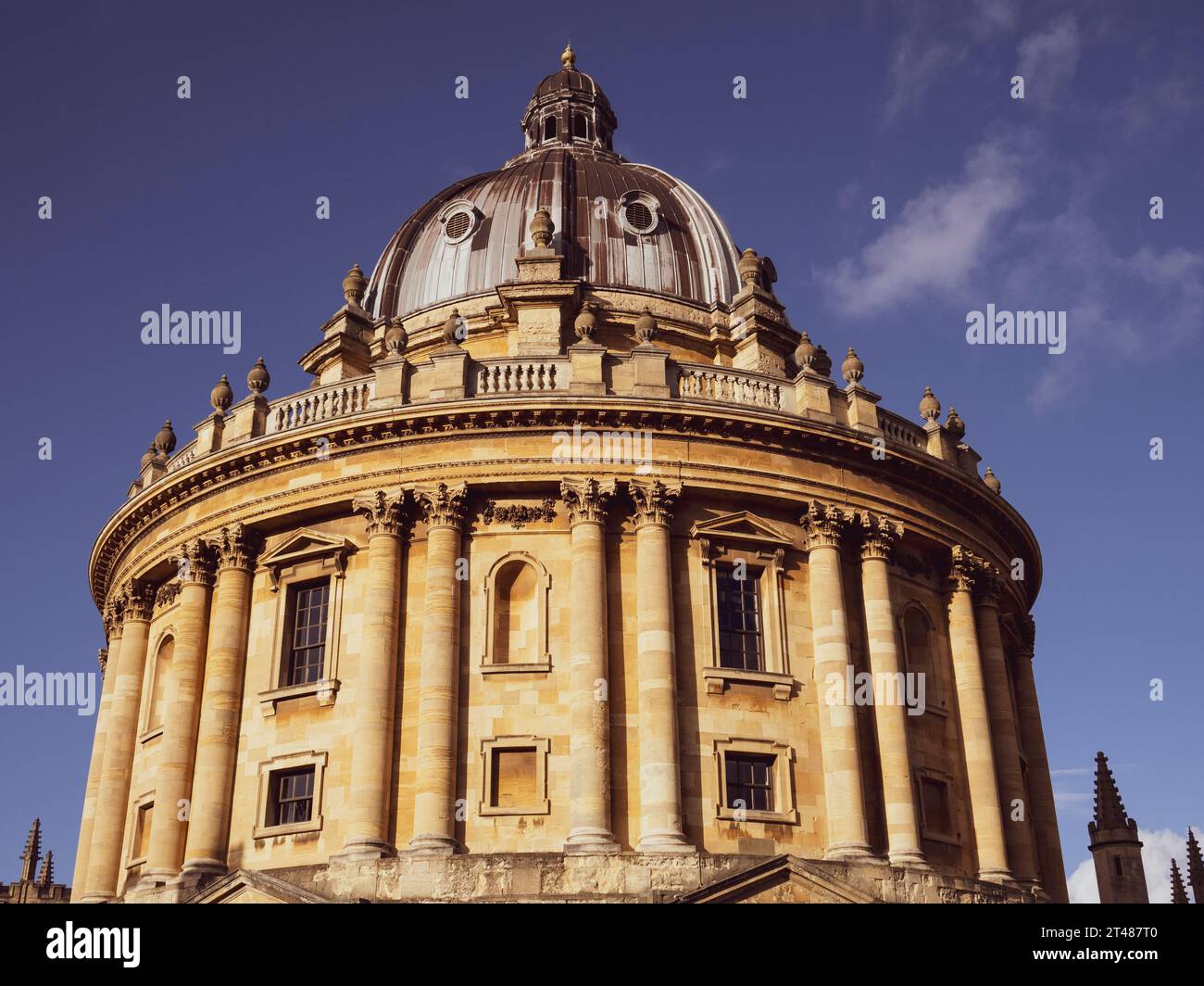 Radcliffe Camera, Oxford Landmark, University of Oxford, Oxford ...