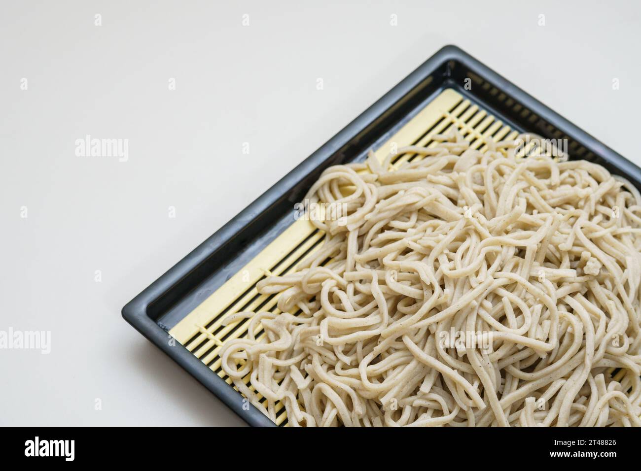 Plate soba buckwheat noodles hi-res stock photography and images - Alamy