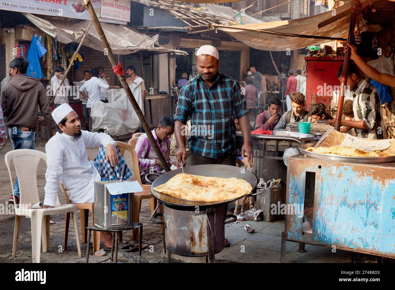 Muslim eatery india hi-res stock photography and images - Alamy