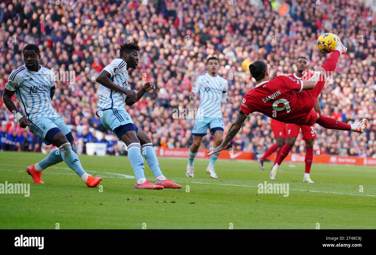 Liverpool's Darwin Nunez tries to direct an overhead kick on goal ...