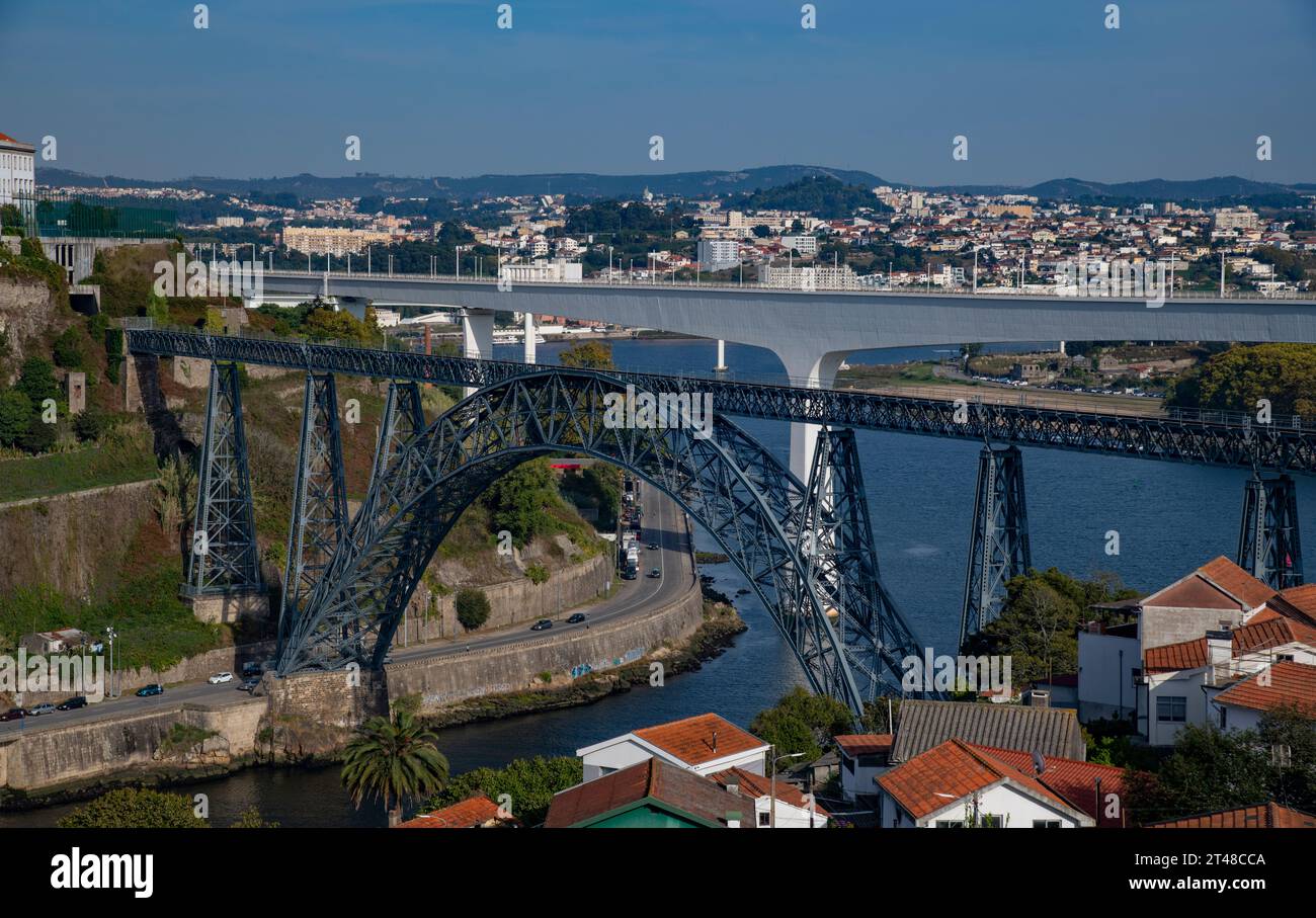Gustave Eiffel, Ponte Dona Maria Pia, River Duro, Porto, Portugal Stock ...