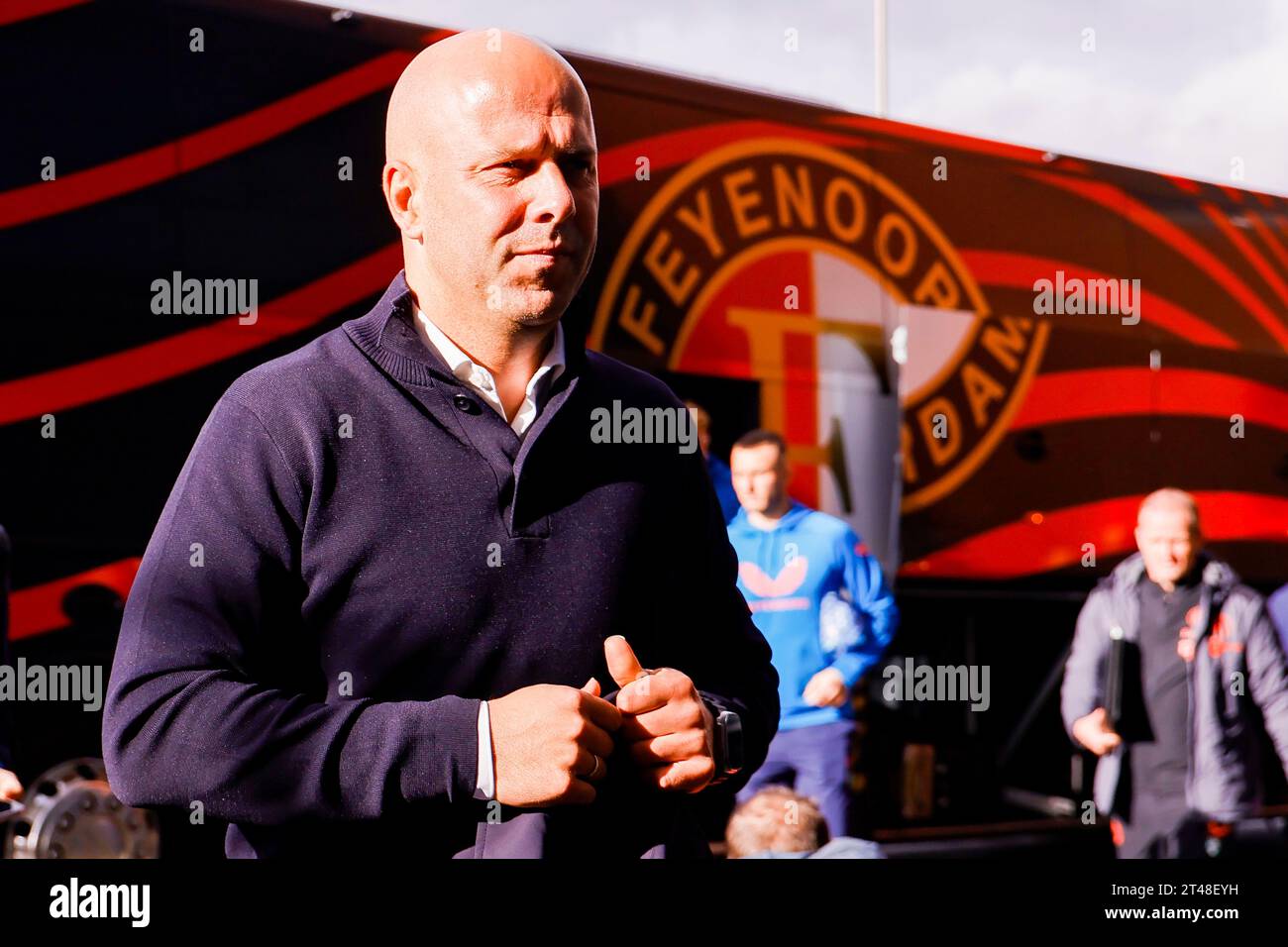 ENSCHEDE, NETHERLANDS - OCTOBER 29: head coach Arne Slot (Feyenoord ...