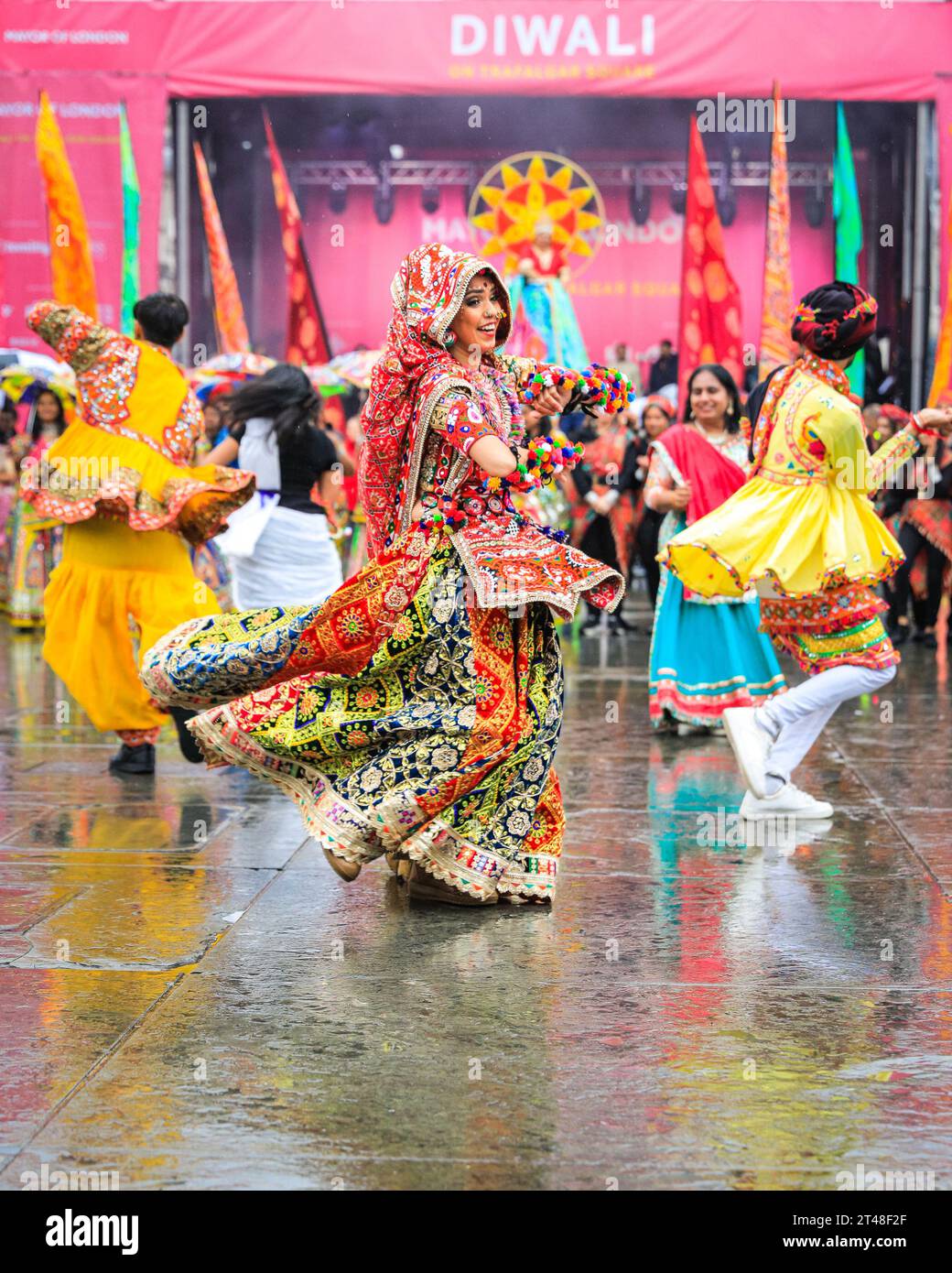 Opening dance sequence hi-res stock photography and images - Alamy