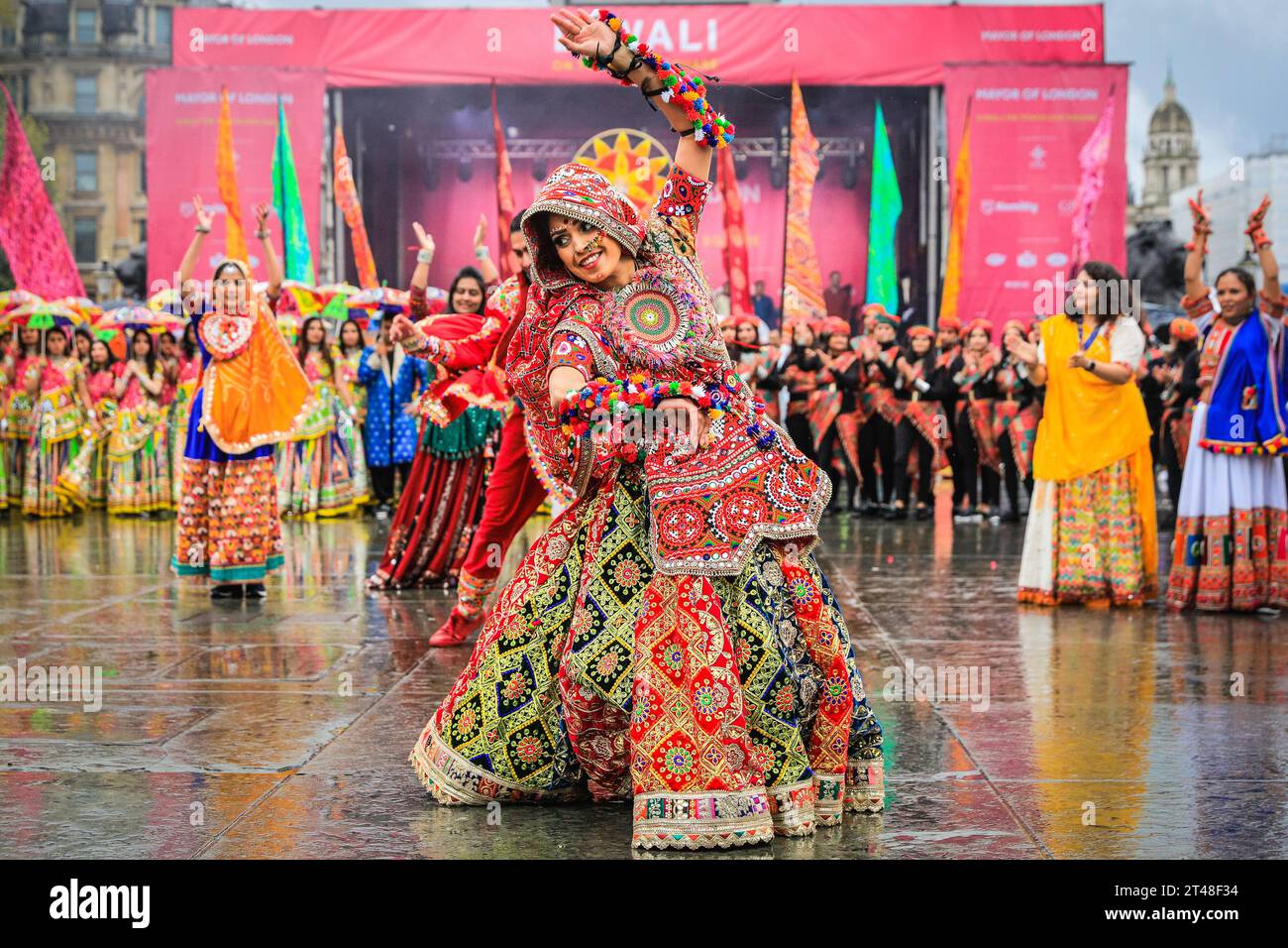 Opening dance sequence hi-res stock photography and images - Alamy