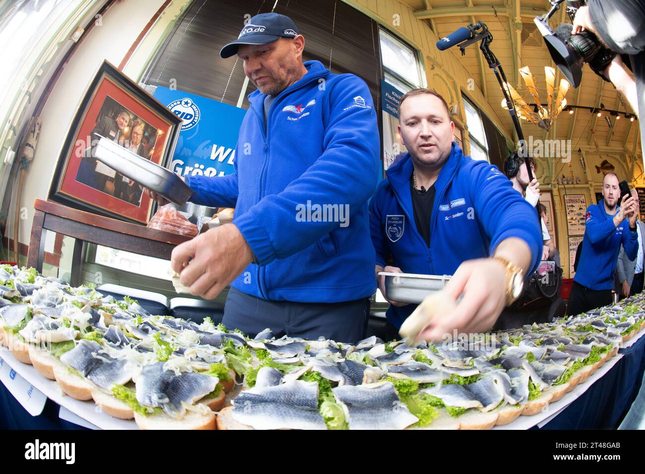 Heringsdorf, Germany. 29th Oct, 2023. Former German professional boxer ...