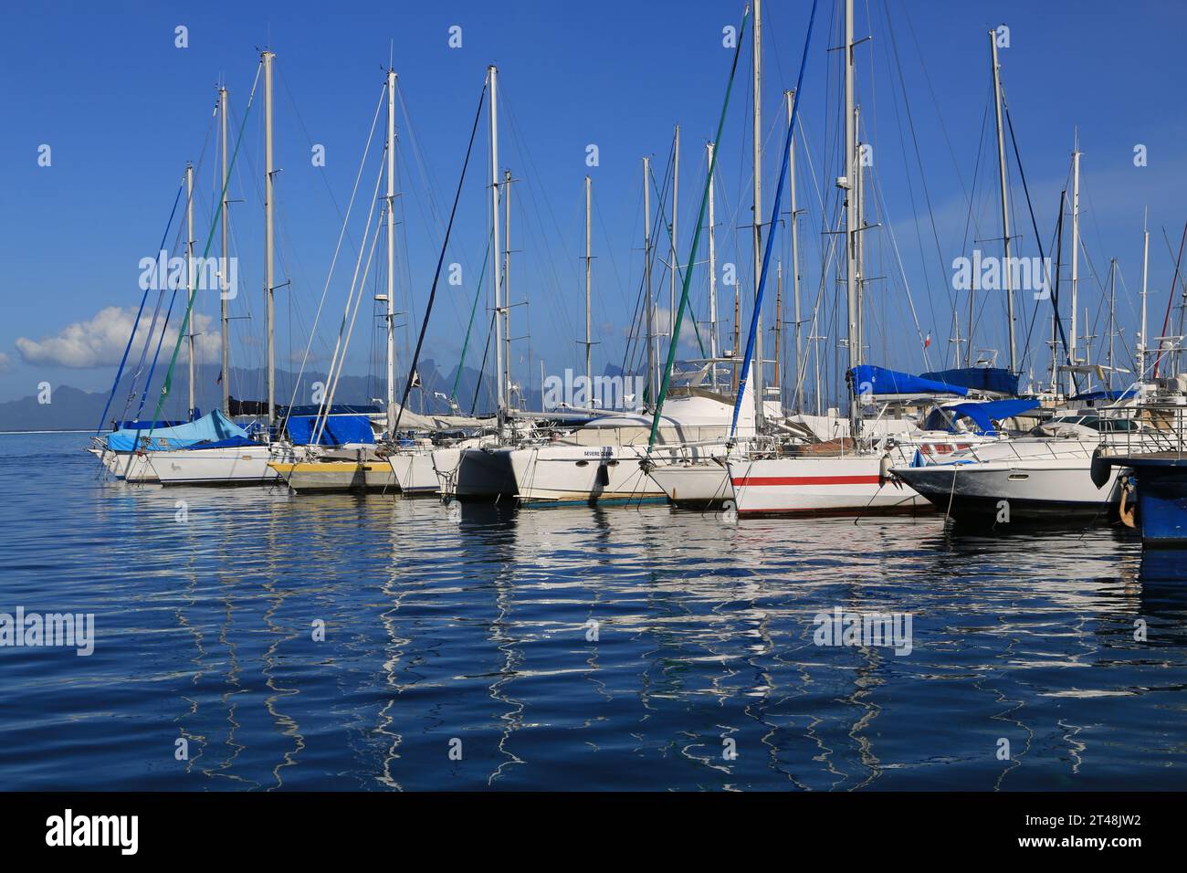 The lagoon, the Punaauia marina and the Pacific Ocean on the coast of ...