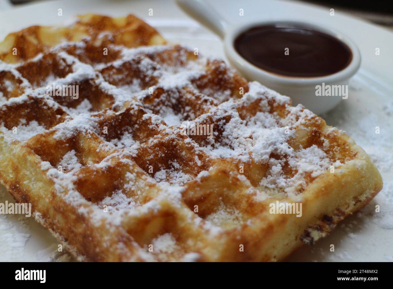 Brussels waffle hi-res stock photography and images - Alamy