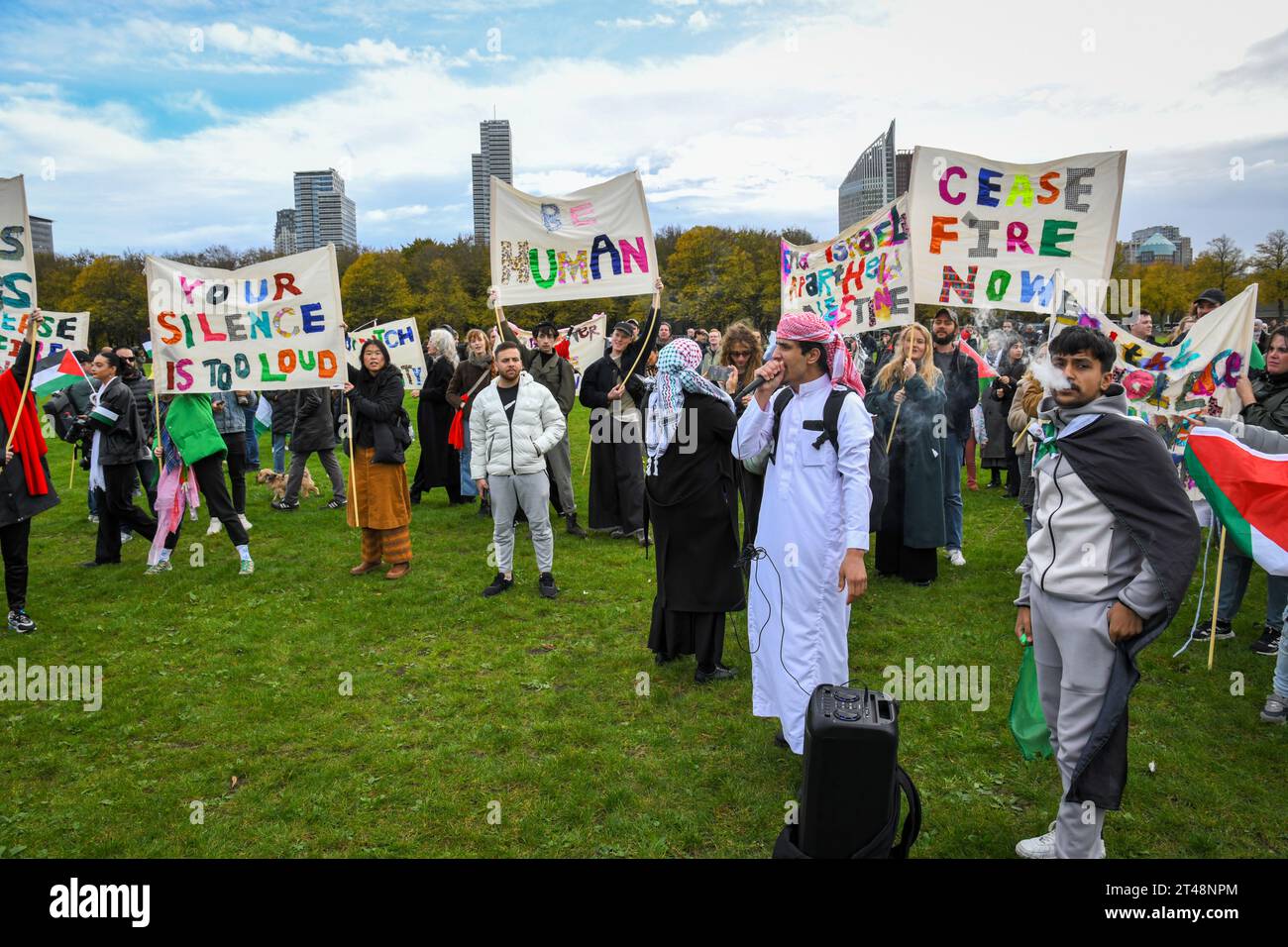 Queer for palestine hi-res stock photography and images - Alamy