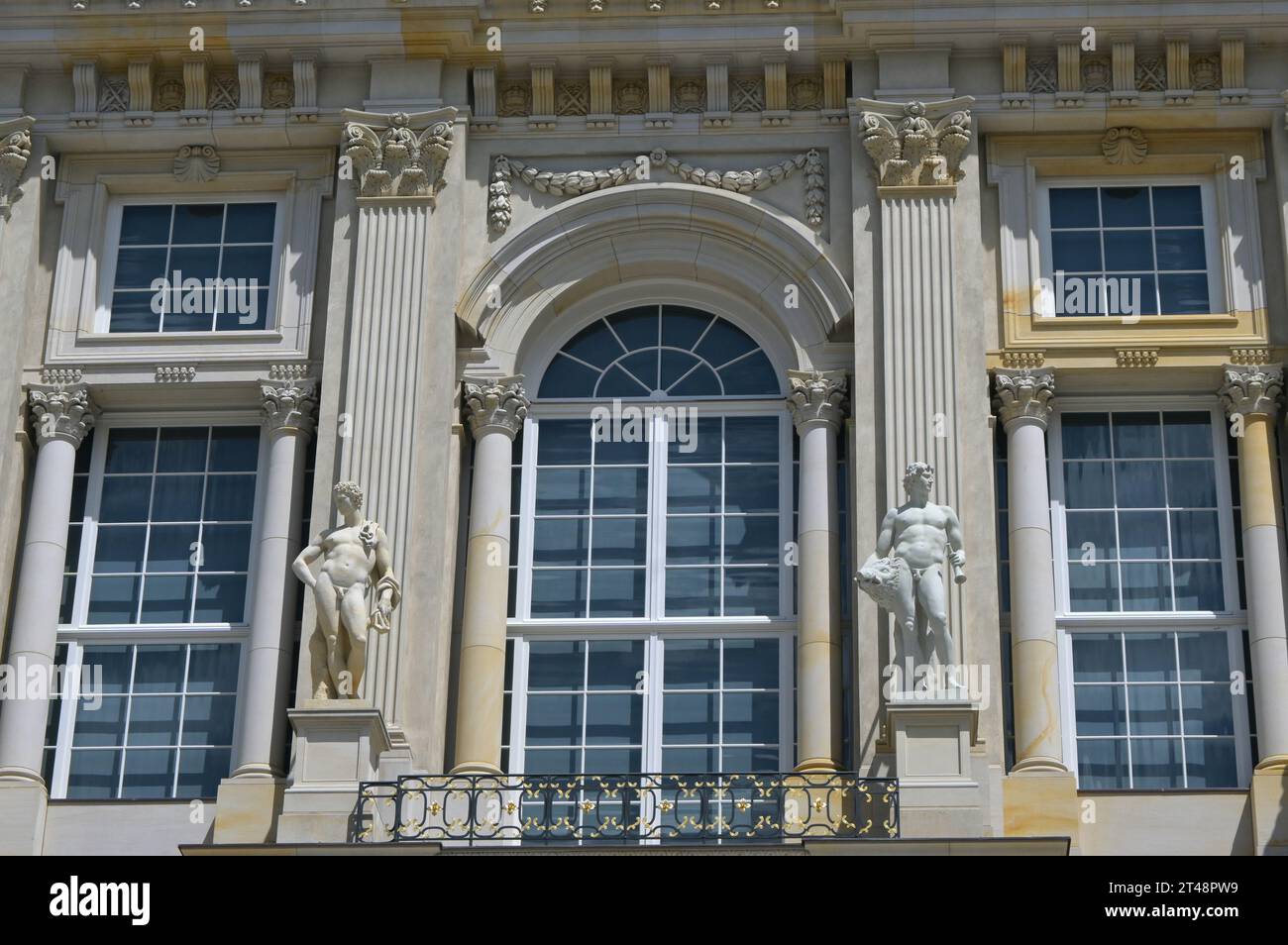 Berlin humboldt forum hi-res stock photography and images - Alamy