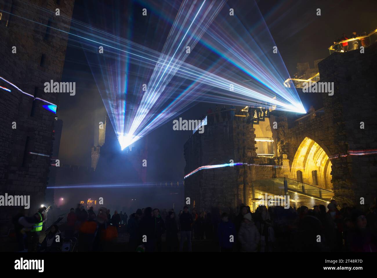 Light show at castle hi-res stock photography and images - Alamy