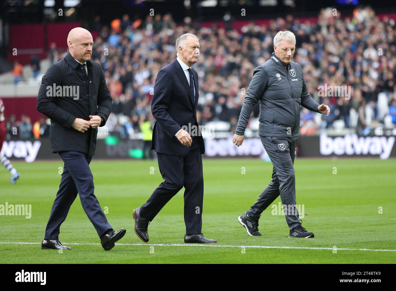 London, UK. 29th Oct, 2023. Everton Manager Sean Dyche, West Ham United ...