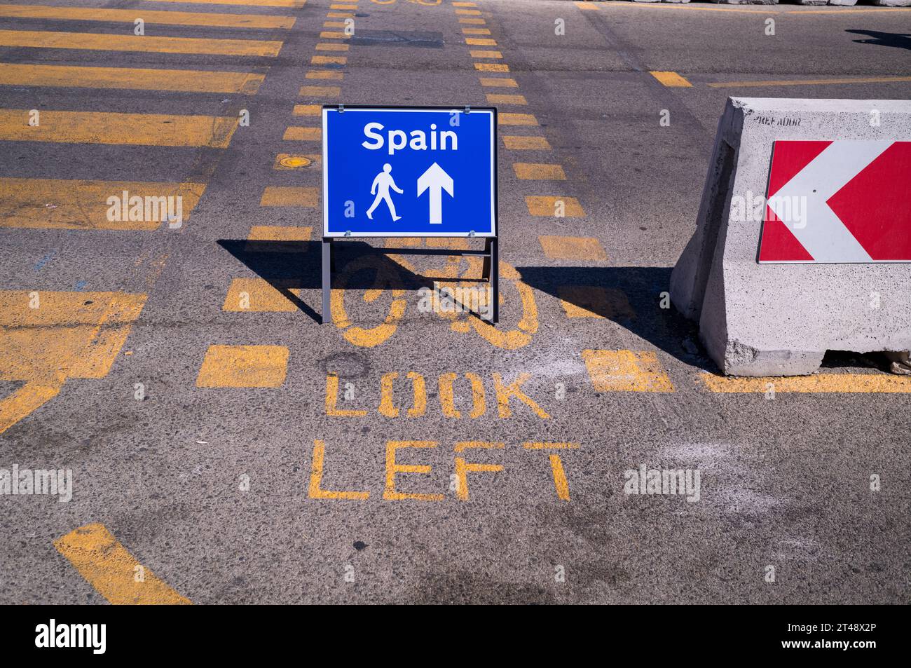 Directions for pedestrians from Gibraltar through to Spain at the ...