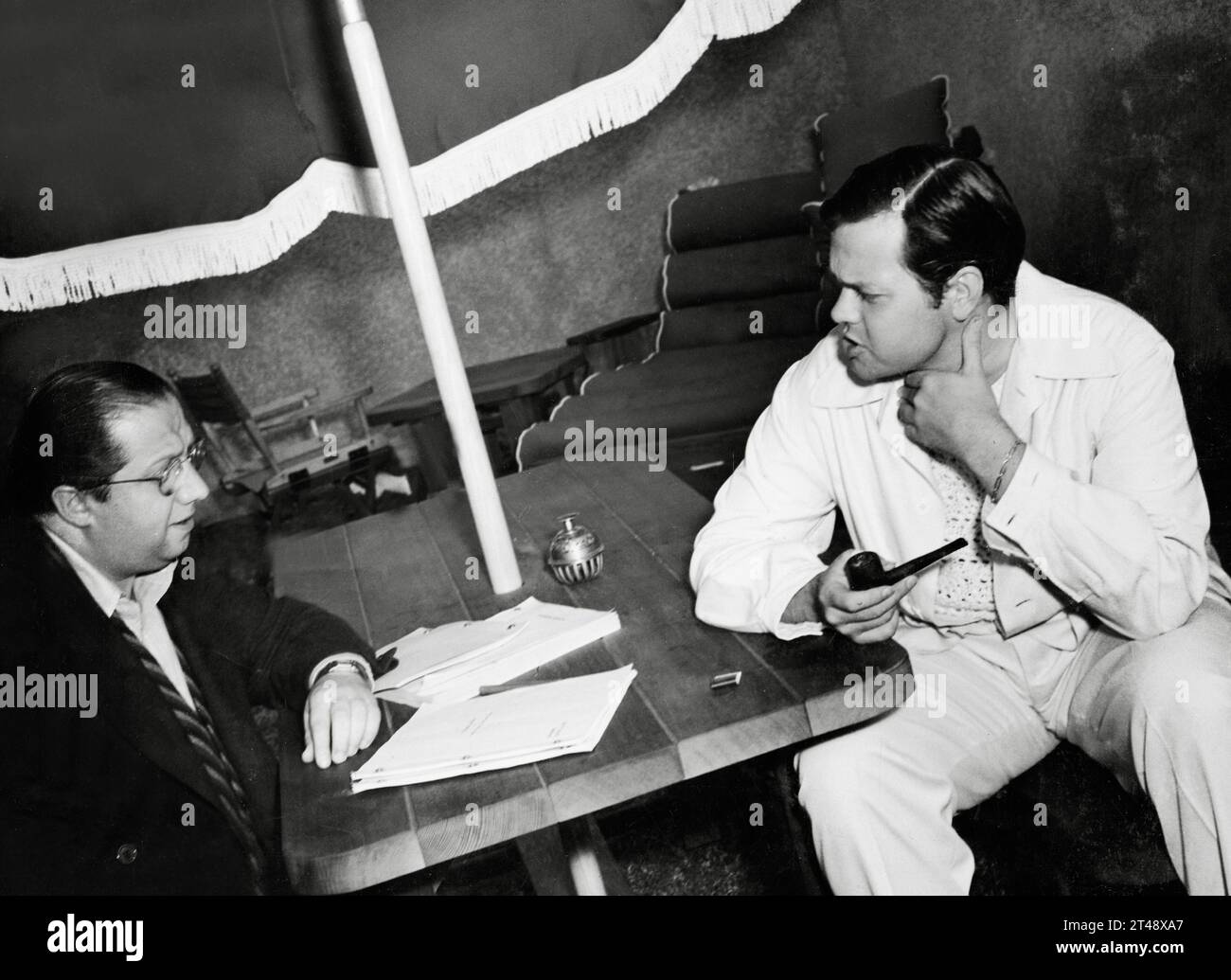 Director Orson Welles, Jack Moss, "The Magnificent Ambersons" (1942 ...