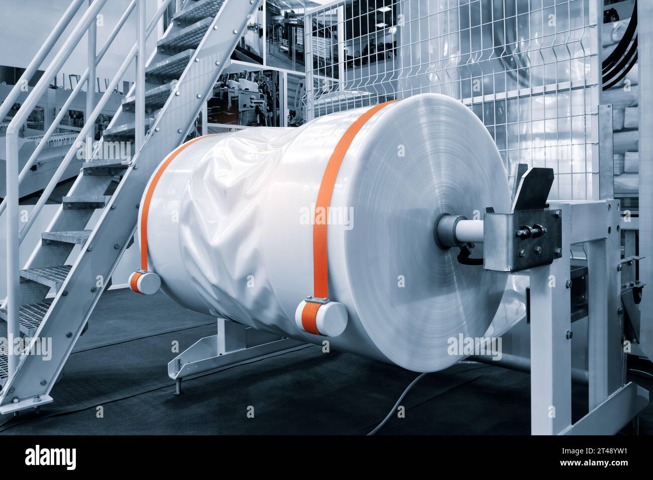 industrial packaging plant with polyelene reel for automatic packaging ...