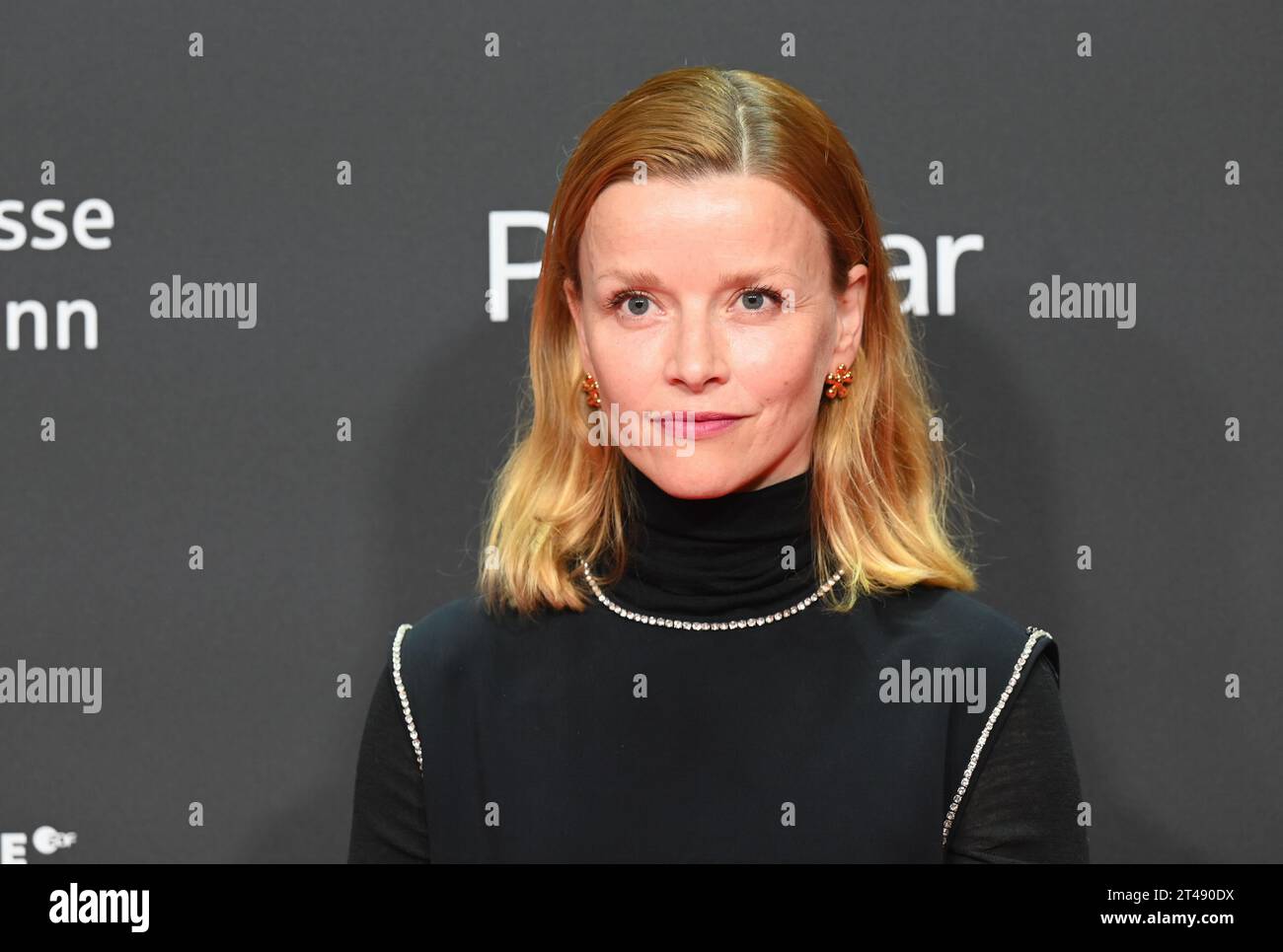 Cologne, Germany. 23rd Oct, 2023. Actress Karoline Schuch comes to the ...