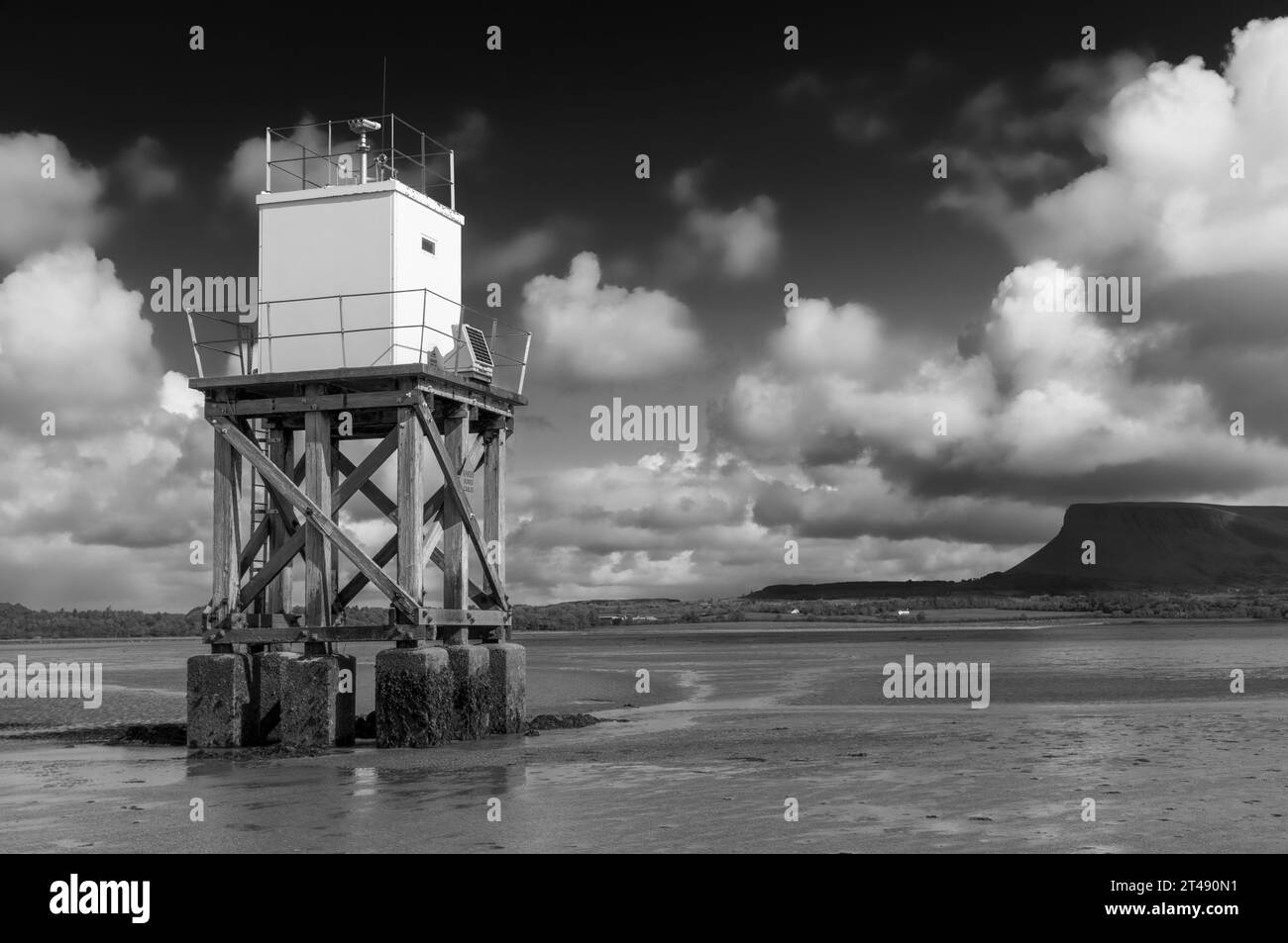 Rosses point beach Black and White Stock Photos & Images - Alamy