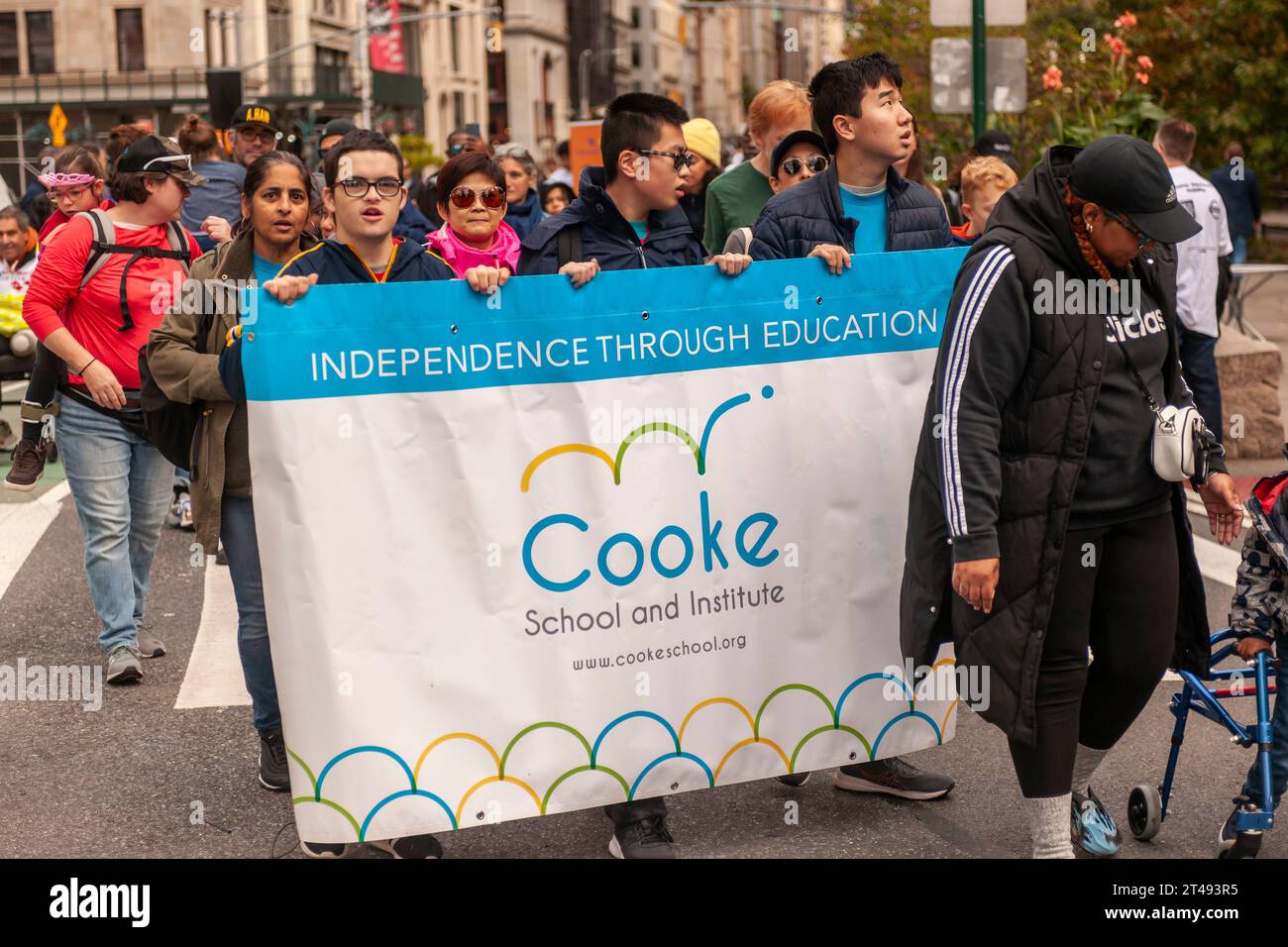 People with disabilities and their supporters march from Madison Square ...