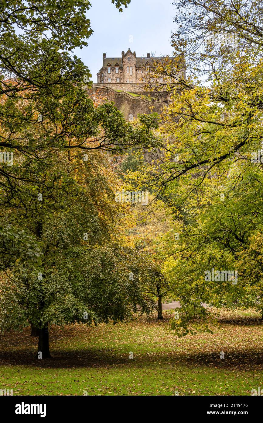 Edinburgh Castle sits high above the beautiful autumn colours in ...