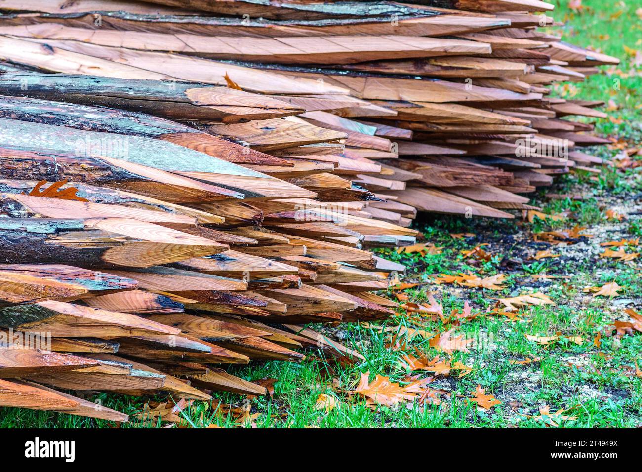 Timber fence hi-res stock photography and images - Alamy