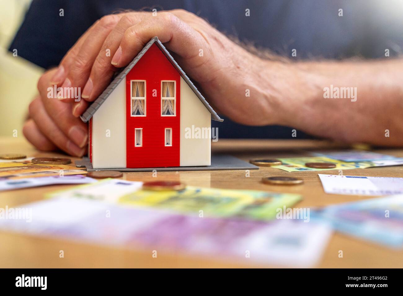 Haus an hand symbol hi-res stock photography and images - Alamy