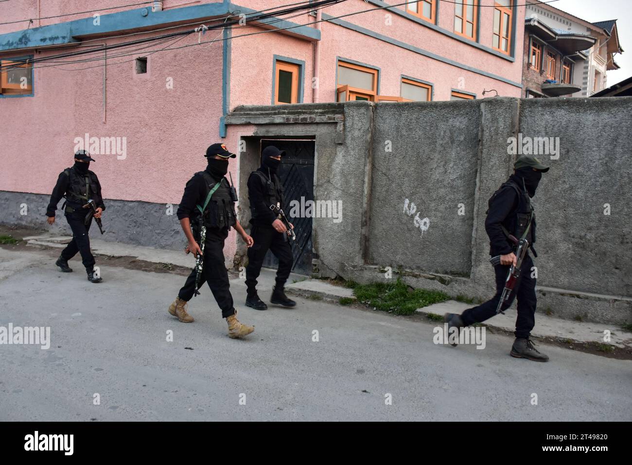 Srinagar, India. 29th Oct, 2023. Members of Special Operation Group ...